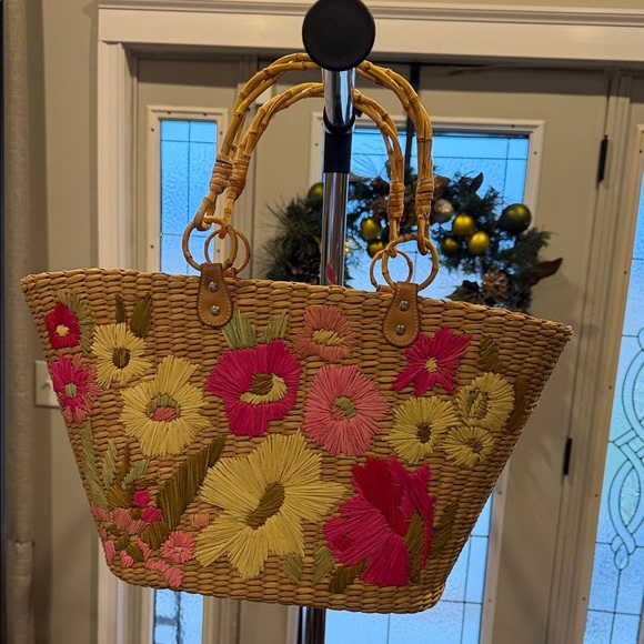 Bags | New Floral Embroidered Straw Tote Bag | Poshmark